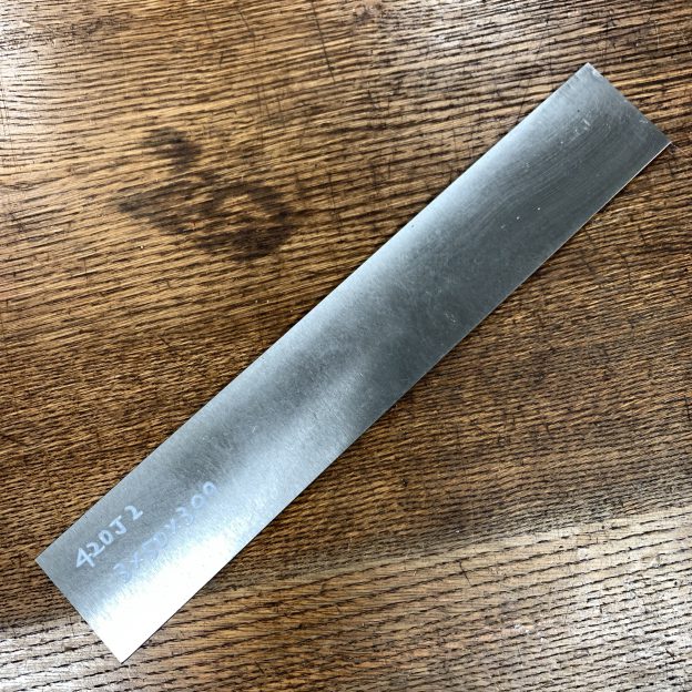 SUS420J2 3x50x300mm | Matrix-AIDA.com